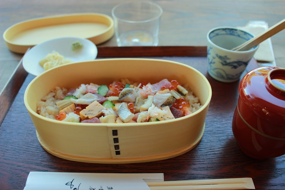 鮨喫茶すすす｜元町・中華街の穴場カフェで味わうお鮨と癒やしの空間 - HSPママの癒しのカフェ巡り