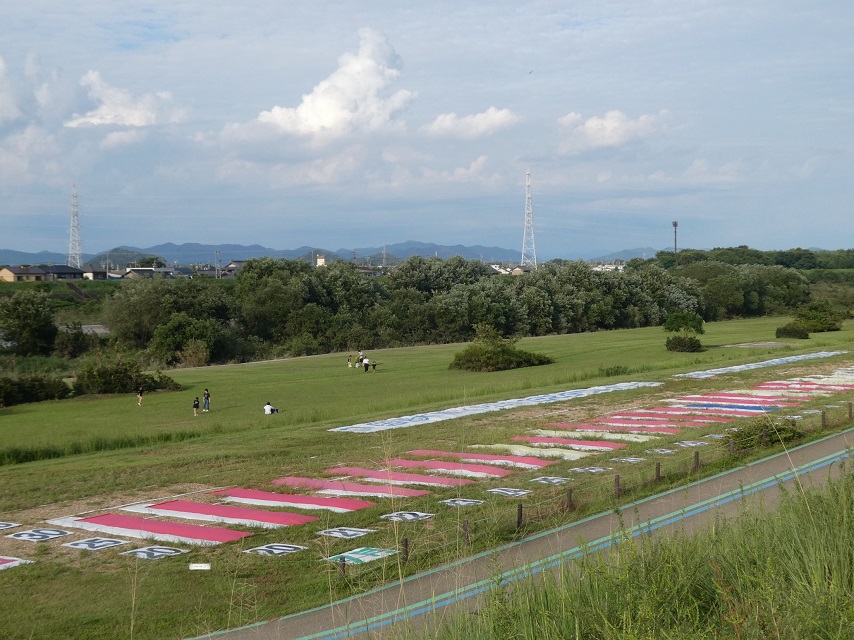 138タワーパーク 夏の巨大気温グラフ まみむめ めも