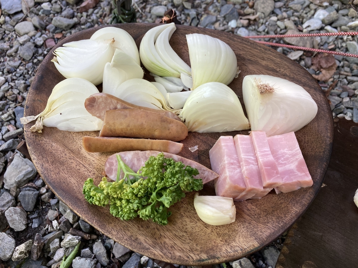 ゴールデンウイーク、明けて完ソロ桃源郷 - 天幕日記