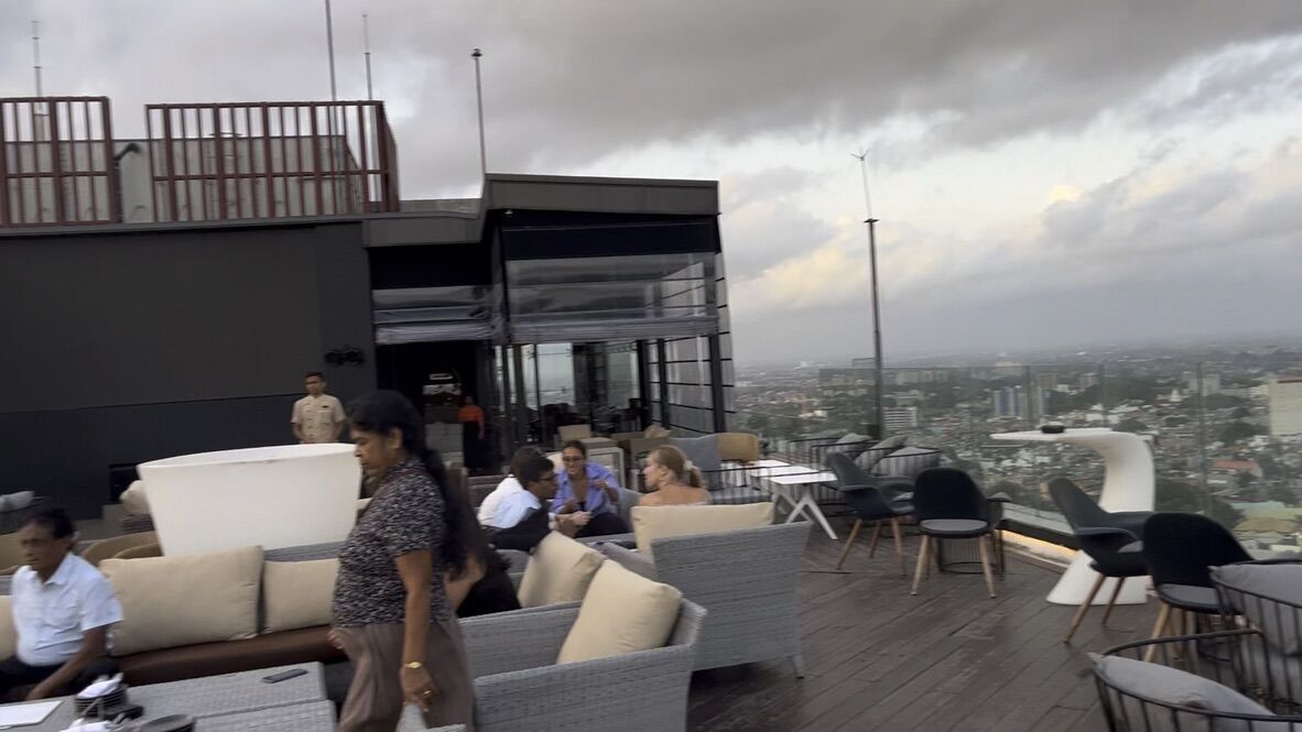 【2023年】Virticle by Jetwing。Colombo2にある一流のRoofTop Restaurants【Sri Lanka ...