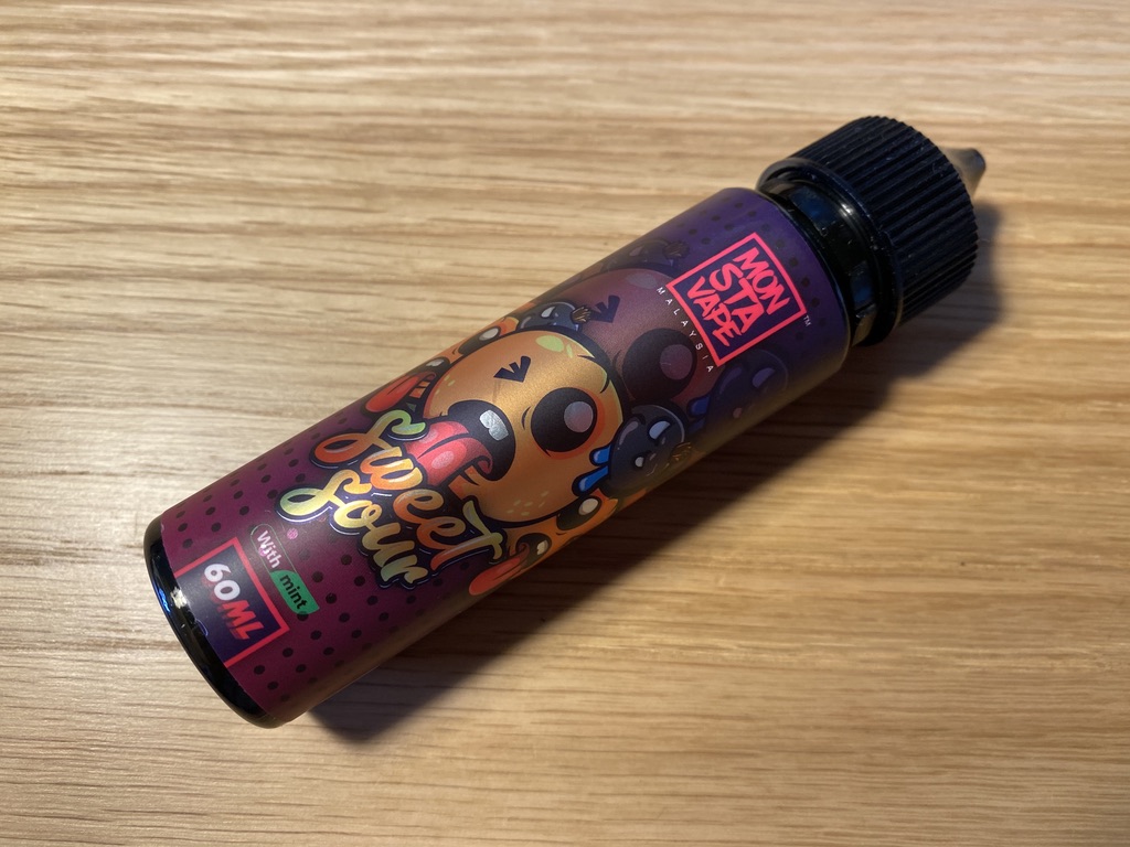 【Monsta Vape “Sweet Sour” のレビュー】強めの清涼感とオレンジ＆カシスの夏向きなリキッド - VAPERS
