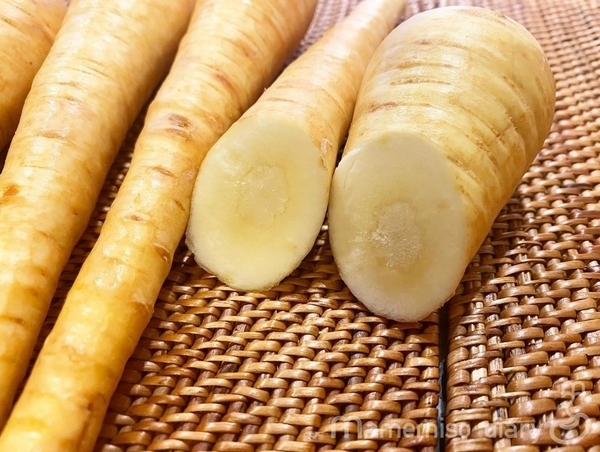 パースニップ（Parsnip）とは？白い人参に見える甘い根菜 | アメリカで野菜を美味しく【写真付き】 - Mamemiso diary