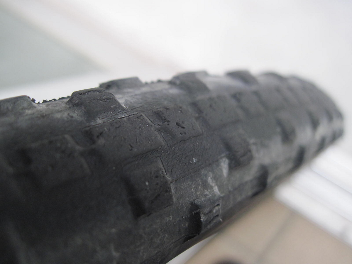 自転車 そのタイヤいつまでもつでしょうか？MAXXIS RAZE 700×33c - mandai567’s diary