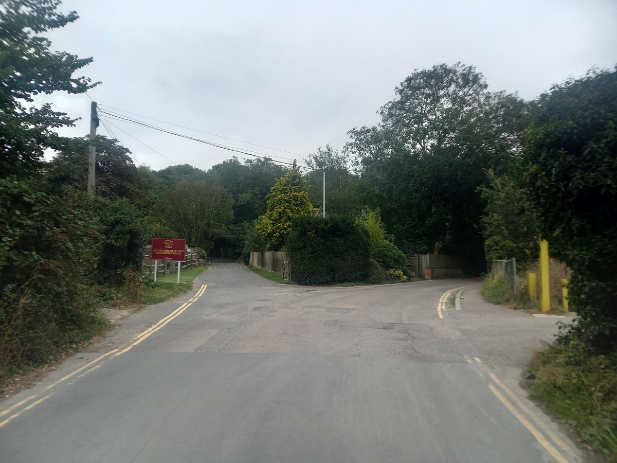 多分役に立たないシスベリー・リング(Cissbury Ring)の登り方・ルート - まいにちスキップ