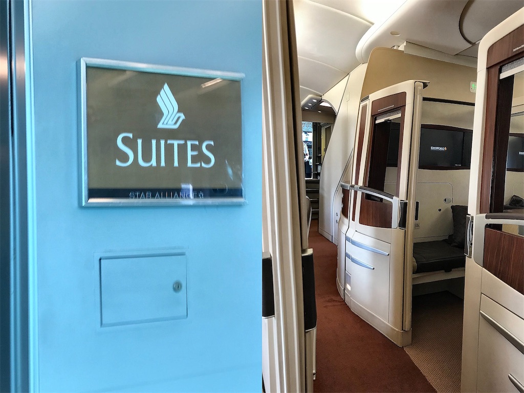 2019/11 SQ856 SIN→HKG F - Masaxuo flight diary