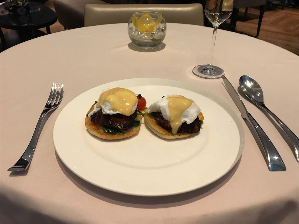 2019/11 SQ856 SIN→HKG F - Masaxuo flight diary