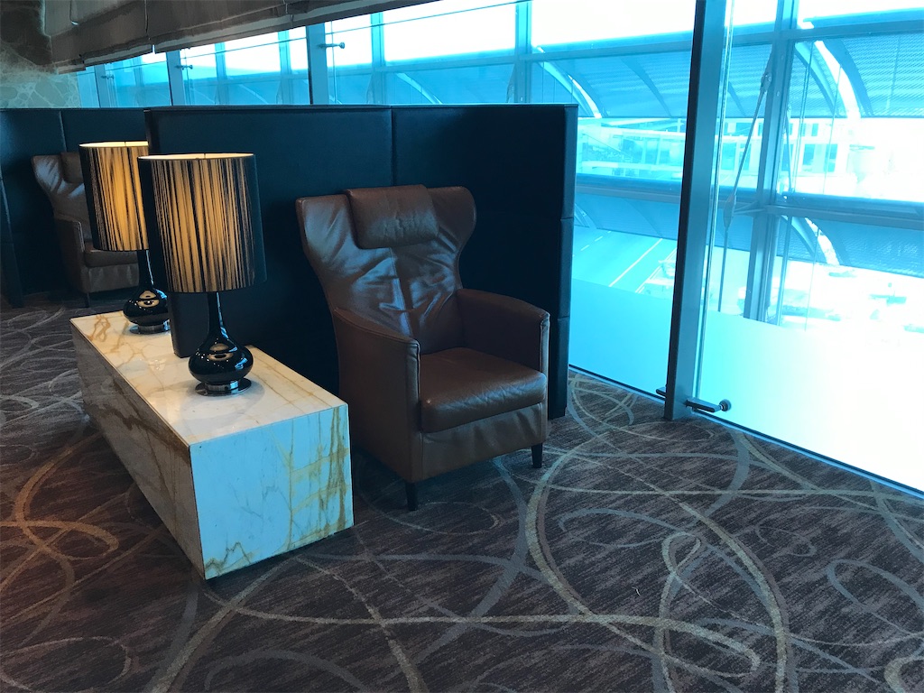 2019/11 SQ856 SIN→HKG F - Masaxuo flight diary