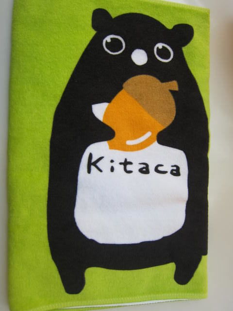 スタンド型の北海道キヨスクで買ったKitacaぬいぐるみ！ - まゆまゆぱーてぃー