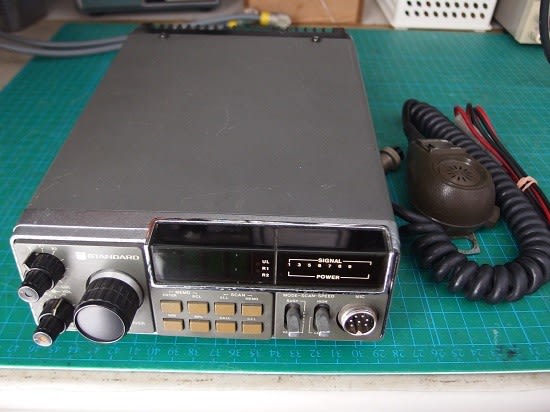 STANDARD C7800 - ガラクタな部屋