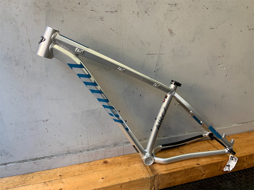 NINER AIR9 入荷 - 明雅屋の感想