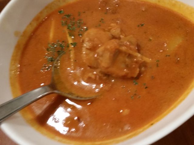 福岡タワー アバシ 百道店 シェフの王道カレーが絶品で美味しい おすすめ - よろづやアンテナ