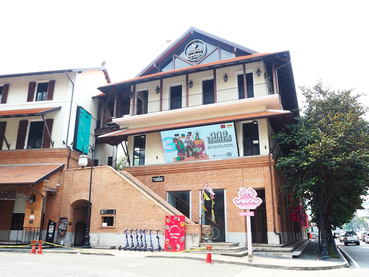 【タイ／チェンマイ】One Nimman内、夜まで開いているスタイリッシュな「GRAPH one nimman」 - ゆるサステナブルな旅と暮らし