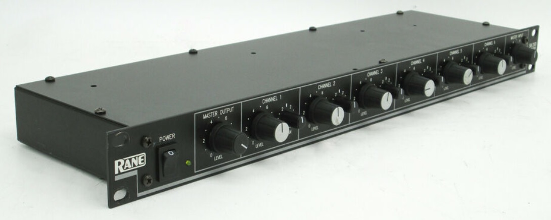 スタジオ系ギタリスト定番機材 ･･･ RANE / SM 26B（SPLITTER MIXER） - みちのくルカサーのブログ