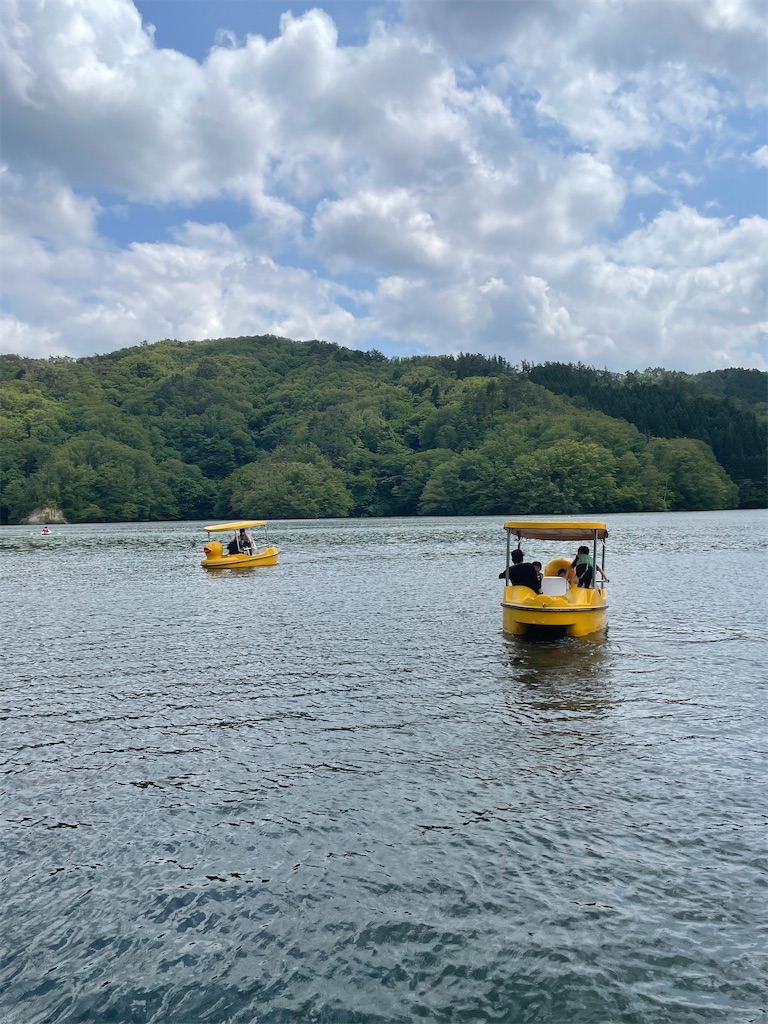 5/26(日)本日もブラックバス50UP ️🐟ニジマス🐟釣れてます🎣 - 三河湖ボート みどりすけの日記