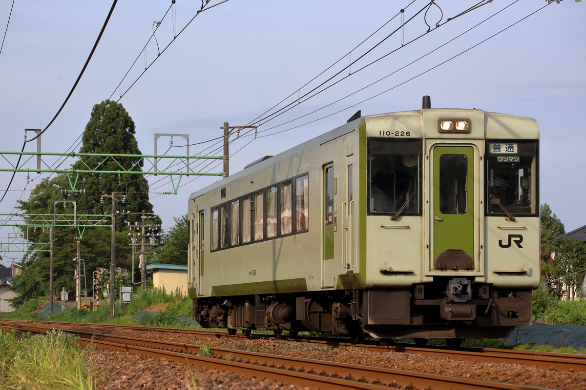 新潟E127系電撃復帰 第2弾 小千谷撮影 - 鉄道気分