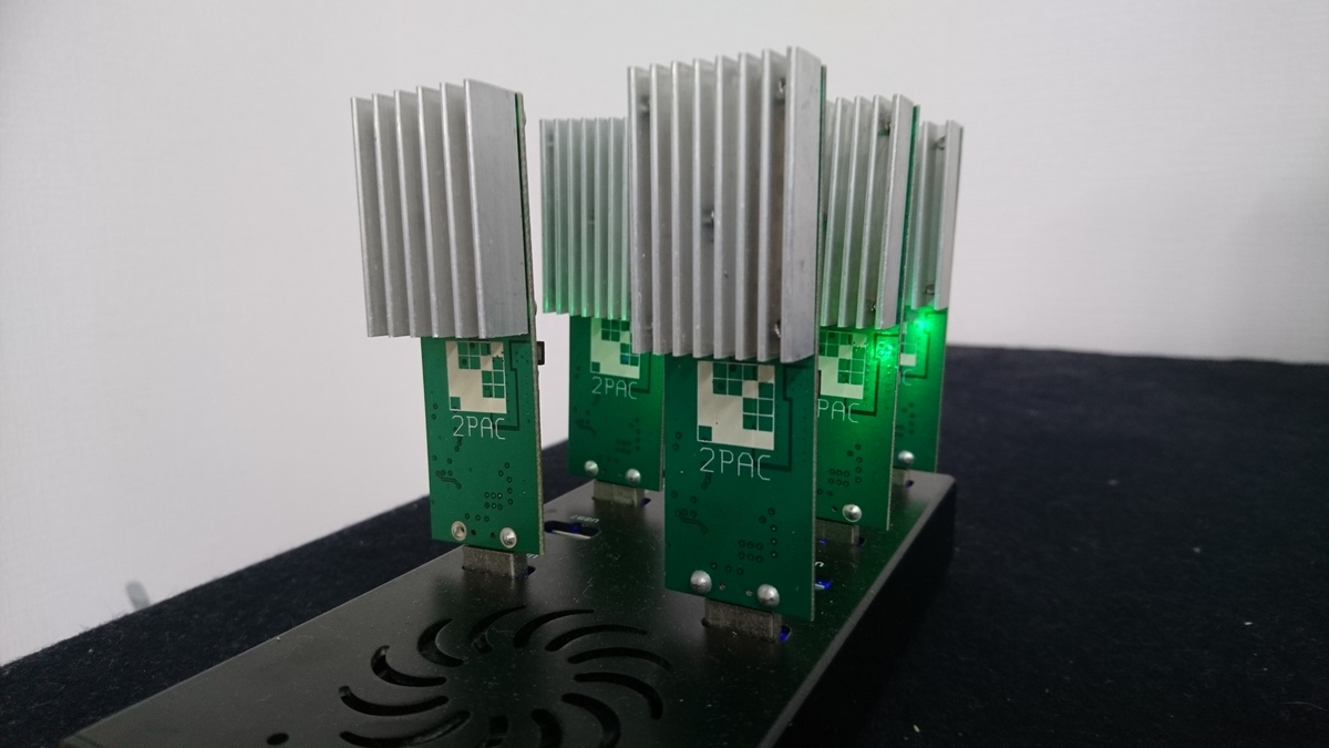 【商品レビュー】GekkoScience 2PACを使ってみた件 - 勝手に書伝やさしい ビットコインマイニングのはじめ方