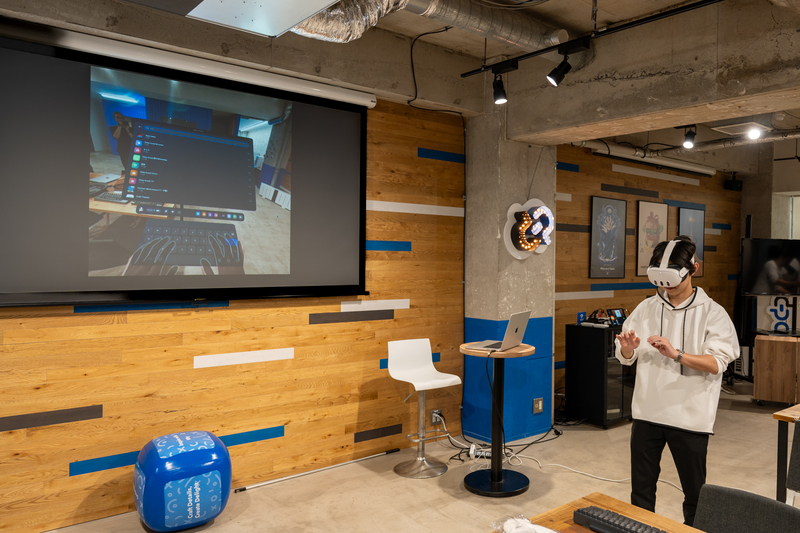 【イベントレポート】 最新デバイス「Meta Quest 3」と「HHKB Studio」を同時に体験できる社内ハンズオンを開催 - Goodpatch Tech Blog