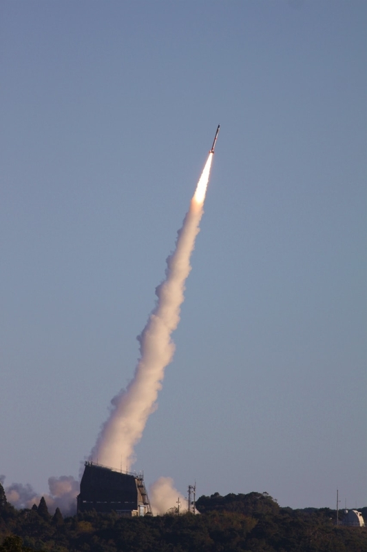 観測ロケットSS-520 4号機による超小型衛星打上げ実験を見に行きました…が、しかし。 - 天燈茶房 TENDANCAFE