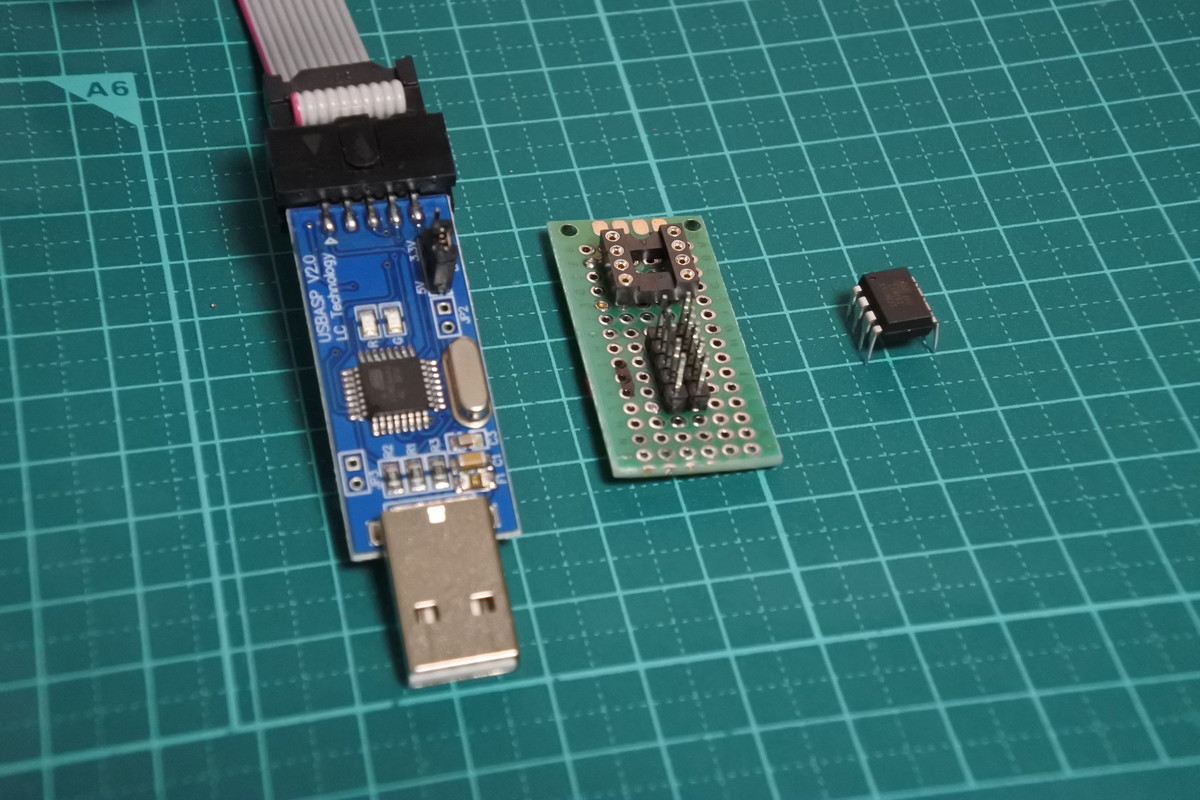 ATTiny85を使った小型ゲーム機の製作（その1：ATTiny85の準備） - mnishikawaのブログ