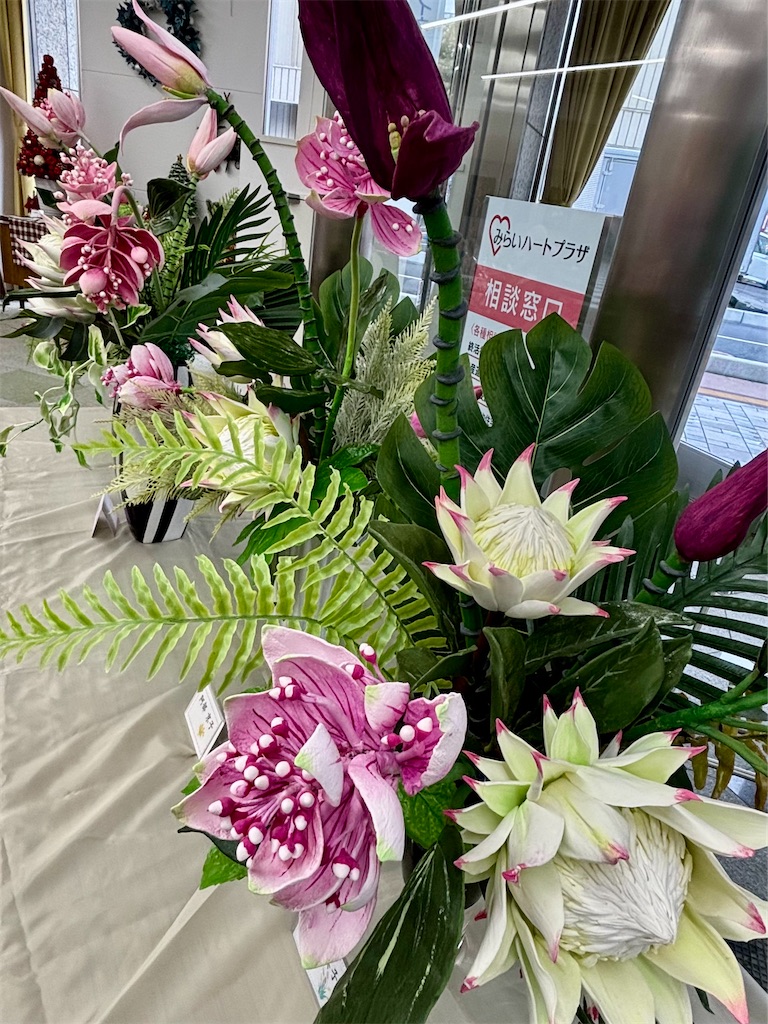 粘土の花展 - mola_circus モラを楽しむ