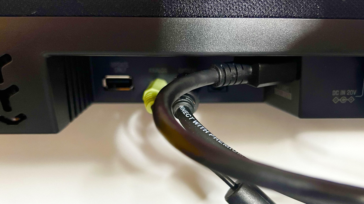 ヤマハ SR-C20A徹底レビュー：コンパクトでもパワフル！小型サウンドバーの決定版 - ガジェット日記