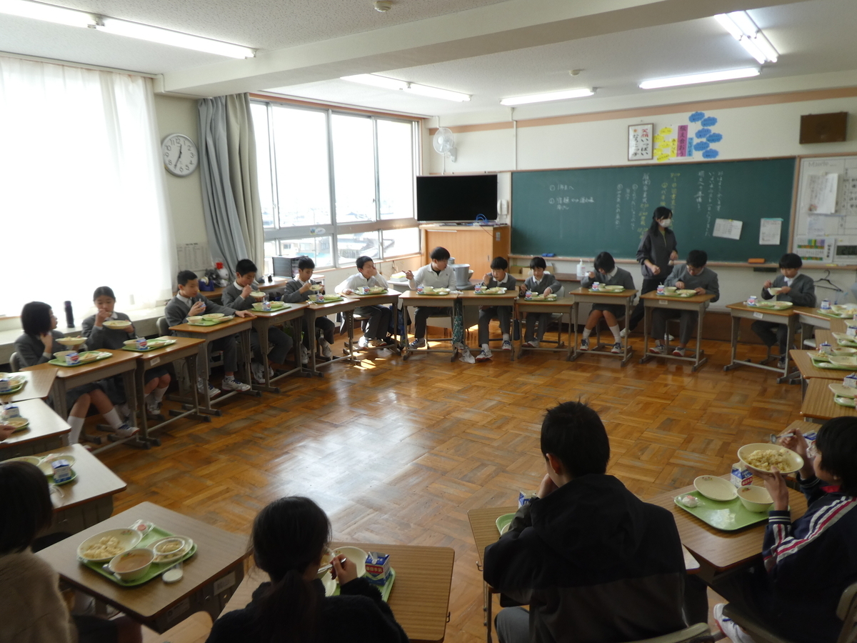 今日のメニュー＆学級訪問6年 - 「笑顔いっぱいむろこっ子」勝山市立村岡小学校ブログ