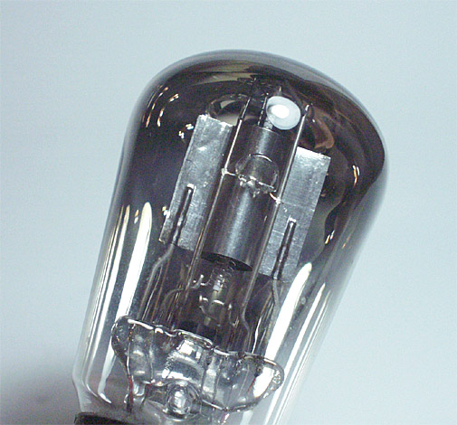 Telefunekn REN804 - 里山と音楽のある暮らし