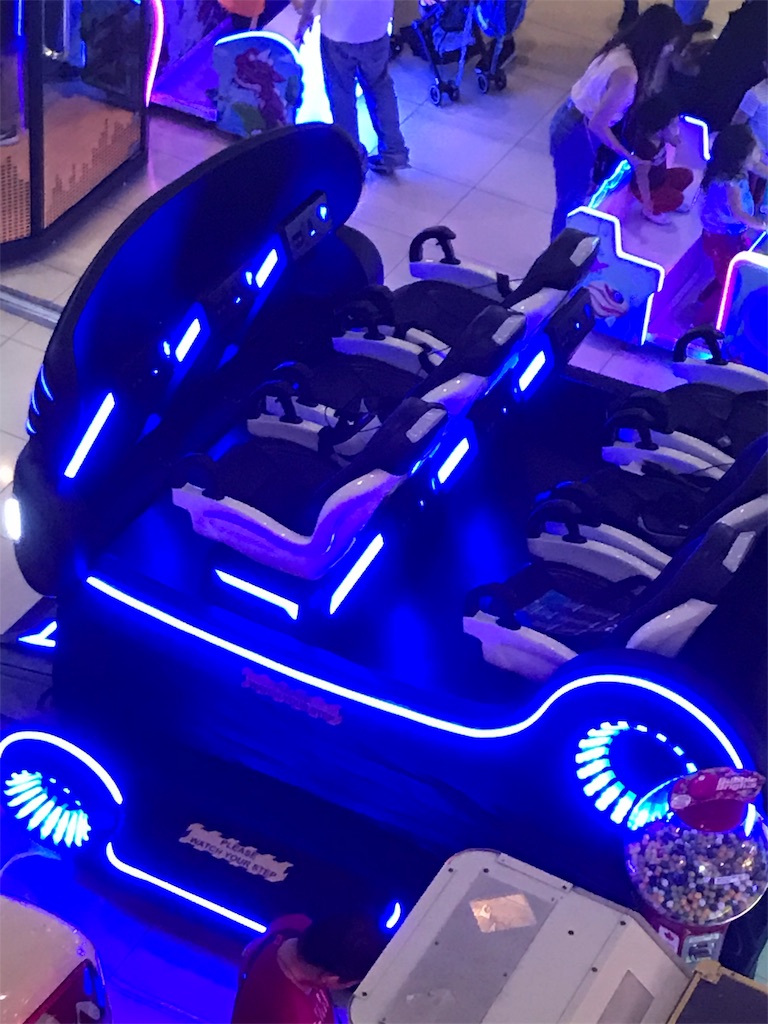 最先端の「9D」 - Movie Oasis ~映画好きが集まる憩いの場~