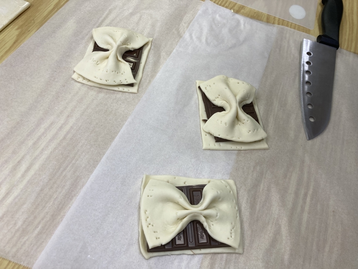 カフェ部『アレンジチョコパイ』 - ユースセンターの日常