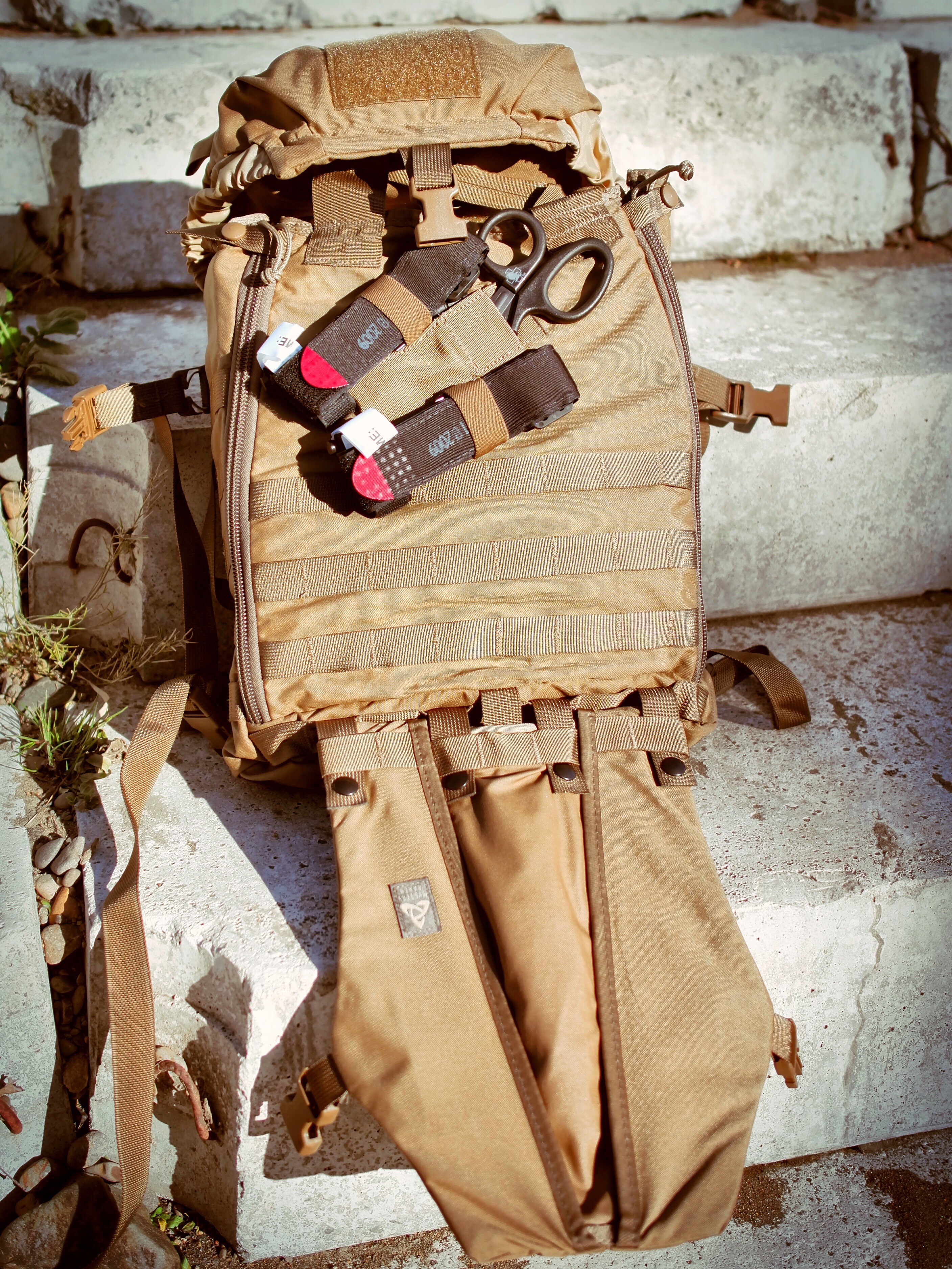 MOLE RATS? - MYSTERY RANCH Maniac