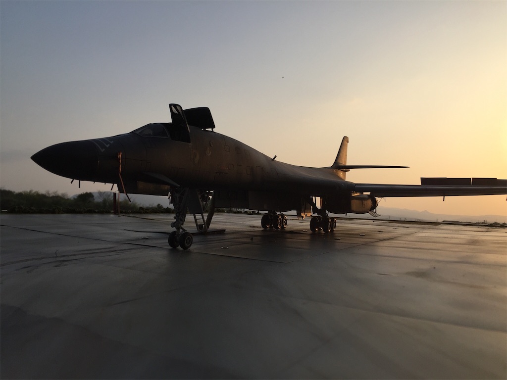 1/48 B-1B Photo Album No.6; Air show tour version (2) - トラトラトラ そして遣独潜水艦 ...