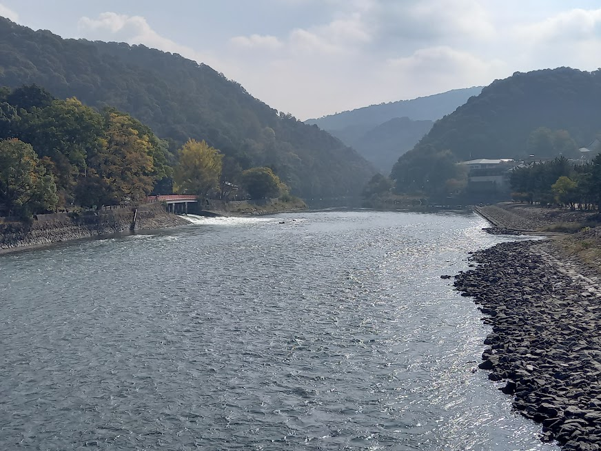 JTN旅気分で京都バスツアー 宇治→保津川トロッコ→嵐山 - なりっしーの「それ行け！中高年！」