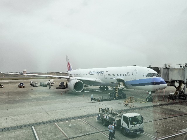 CI156/TPE→KIX C - 週末ごとの旅行者