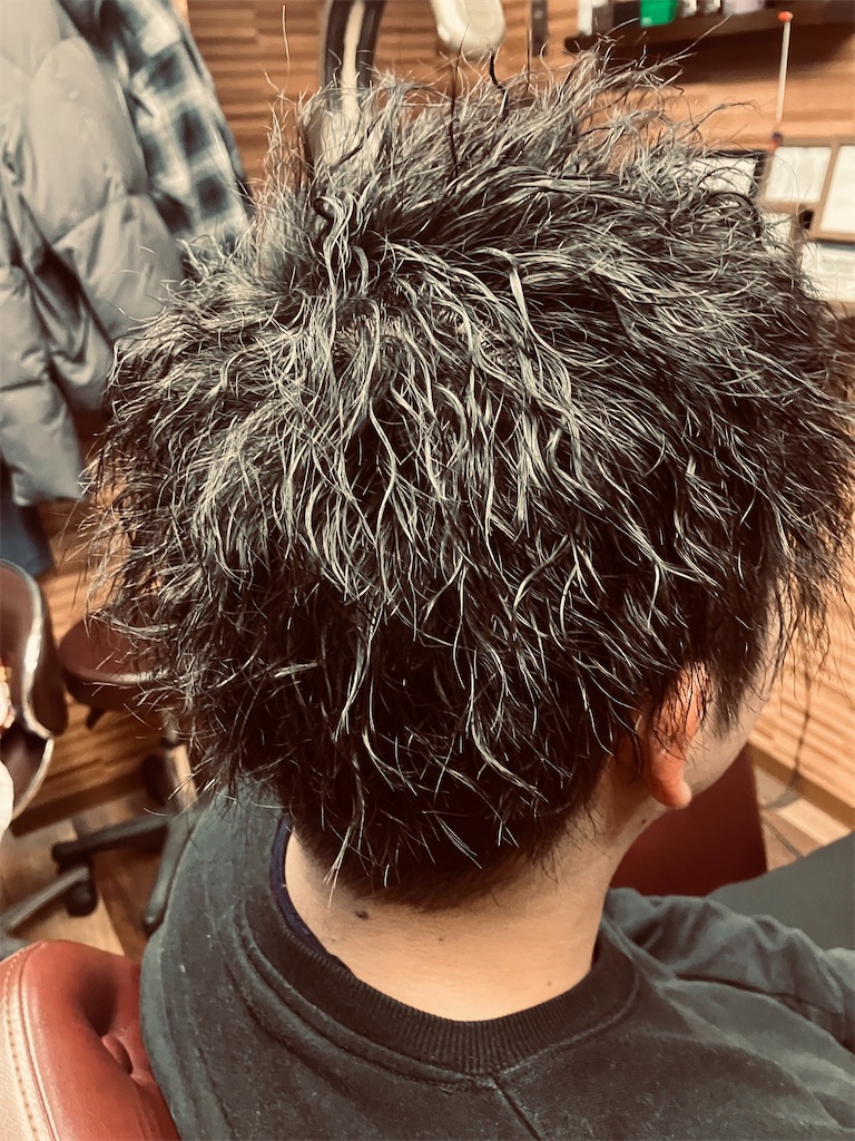 【バチバチのツイストパーマ】 - neatechのブログ