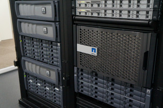 NetApp FAS8060A 本社GARAGEに設置しました - ネットワールド らぼ