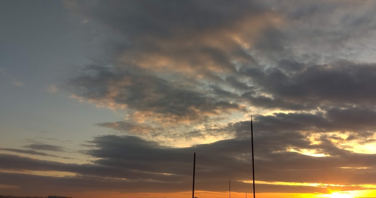 今の空 2024.12.18.7.18 - nfufの記録