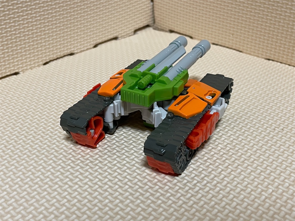 トランスフォーマー BUMBLEBEE CYBERVERSE ADVENTURES WHIRLWIND SLASH BLUDGEON - 二 ...