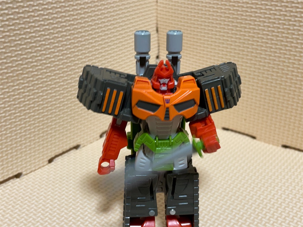 トランスフォーマー BUMBLEBEE CYBERVERSE ADVENTURES WHIRLWIND SLASH BLUDGEON - 二 ...