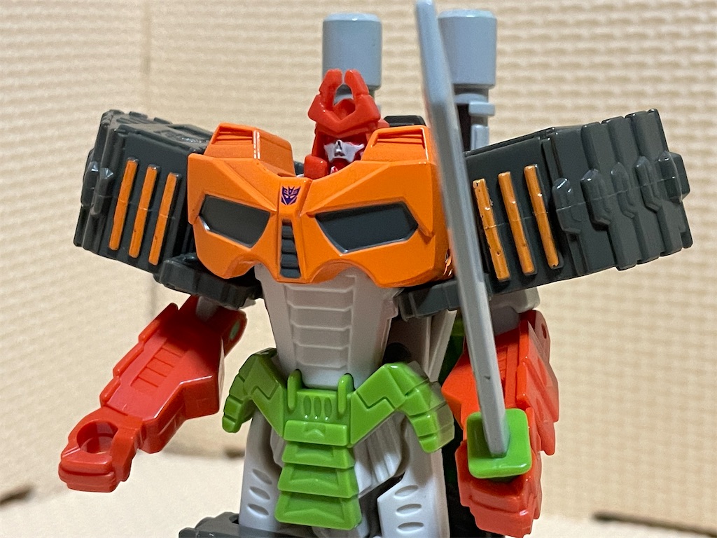 トランスフォーマー BUMBLEBEE CYBERVERSE ADVENTURES WHIRLWIND SLASH BLUDGEON - 二 ...