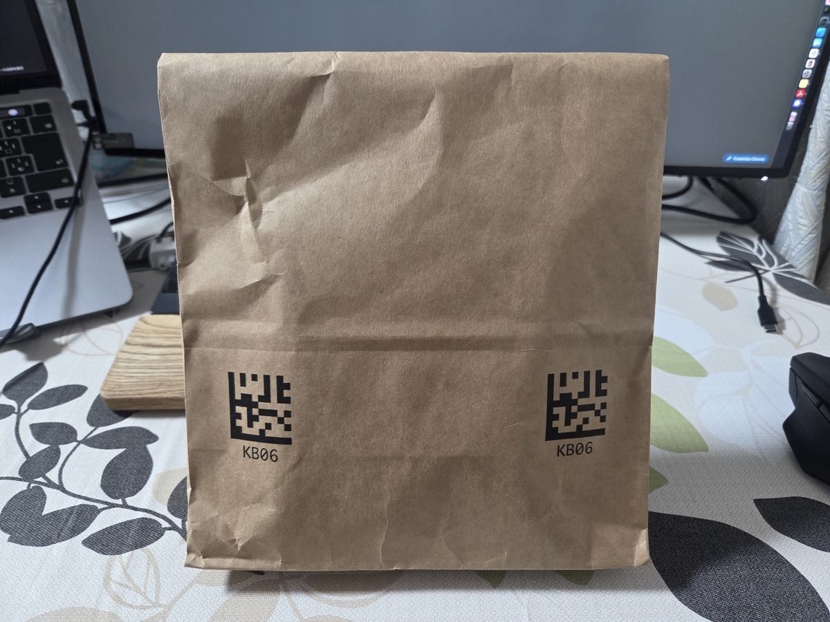 ヘッドホン（Razer BlackShark V2）のイヤーパッドが壊れたので交換した - nikachu's note