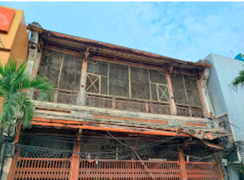 ジャカルタのToko Kompakと大阪の松竹座 - 今さら 日イのはてな