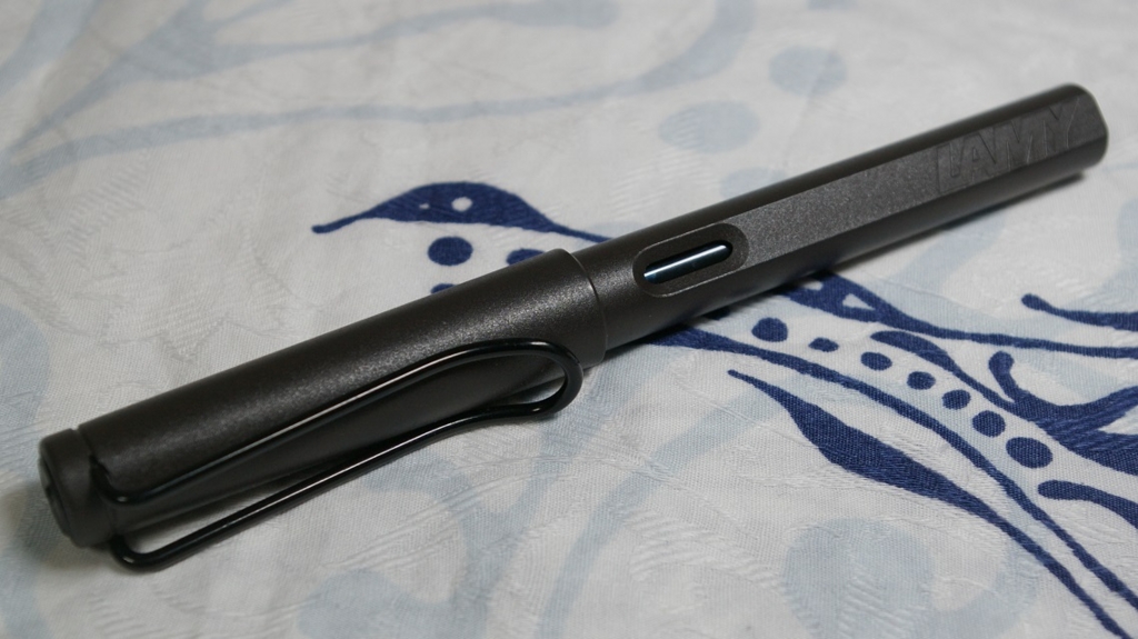 LAMY Safari fountain pen Black 〈EF〉／ラミー サファリ 万年筆 ブラック EF - 時々文具