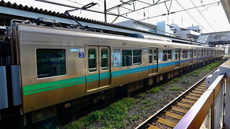 京王井の頭線撮影記 1000系 1729編成 1728編成 - のんてつ nonbiri train geek