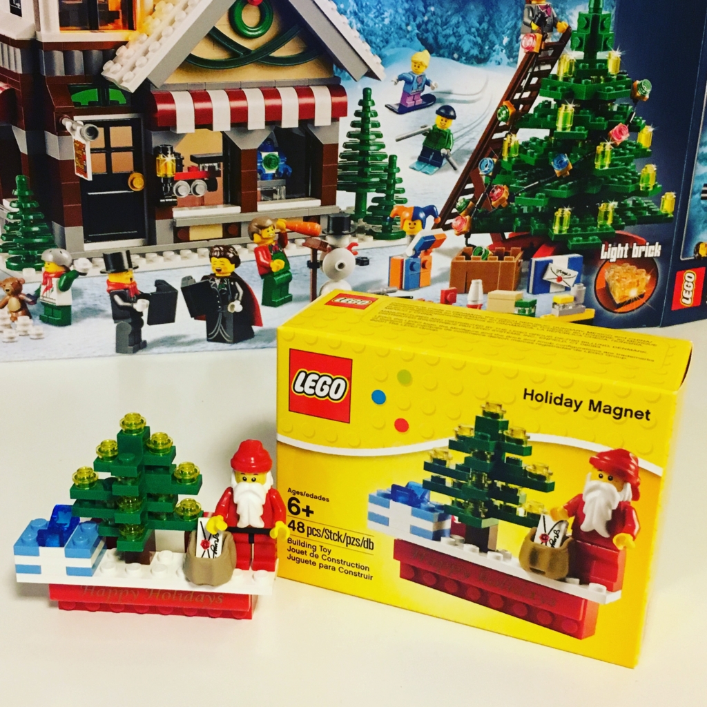 LEGO Holiday Magnet - レゴ遊び