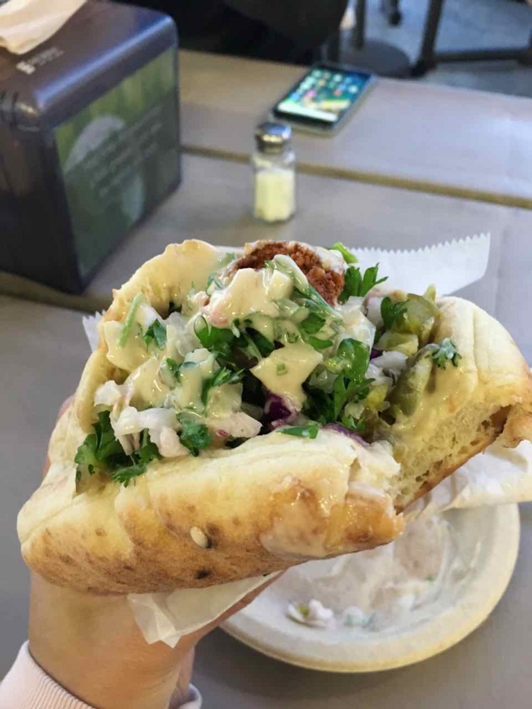 【FALAFEL STOP】アメリカ・シリコンバレーの美味しいファラフェルサンドイッチのお店 - みりたび