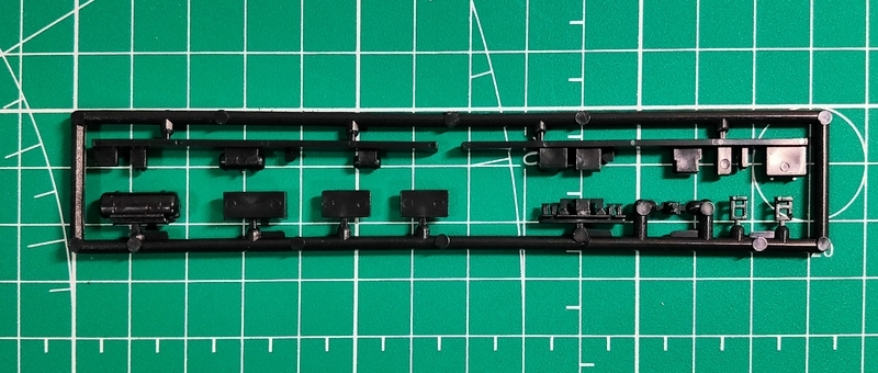 【板キット】グリーンマックス エコノミーキットシリーズNo951 クモハ73形（全金車）2両セット - タンスの中のプラモデル