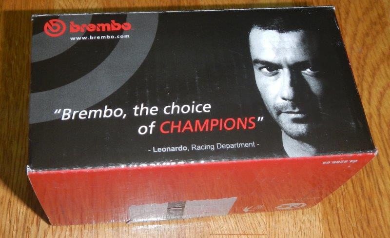 三菱 アウトランダー CW4W CW5W CW6W デリカD5 CV5W CV1W CV2W フロントブレーキパッド 左右セット ...