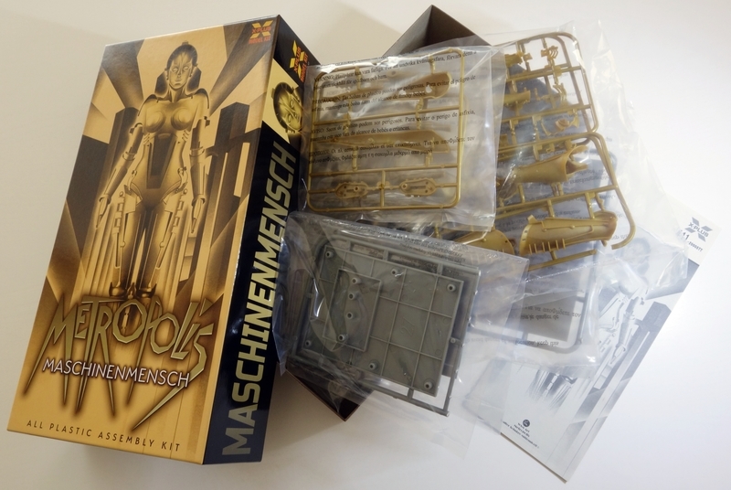 エクスプラス(X PLUS) Metropolis Maschinenmensch(メトロポリス マリア) プラスチック モデルキット ...