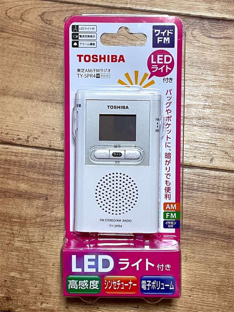 東芝 ワイドFM/AMポケットラジオTOSHIBA TY-SPR4-W 市場東芝 TOSHIBA