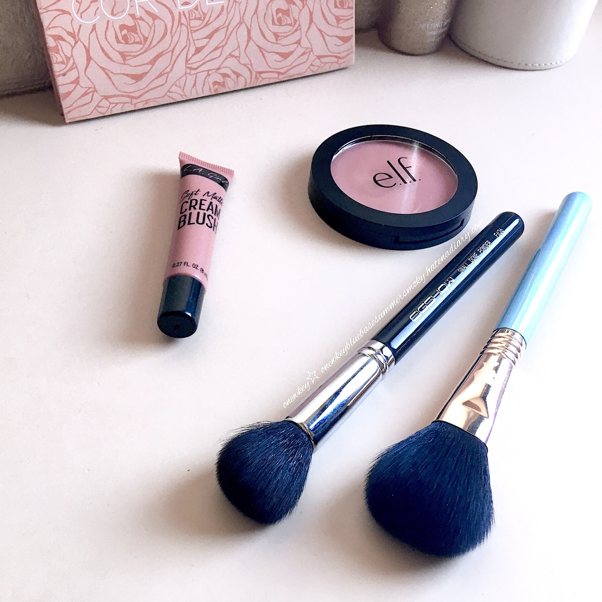 e.l.f. Primer Infused Blush Always Rosy、L.A. Girl Soft Matte Cream ...